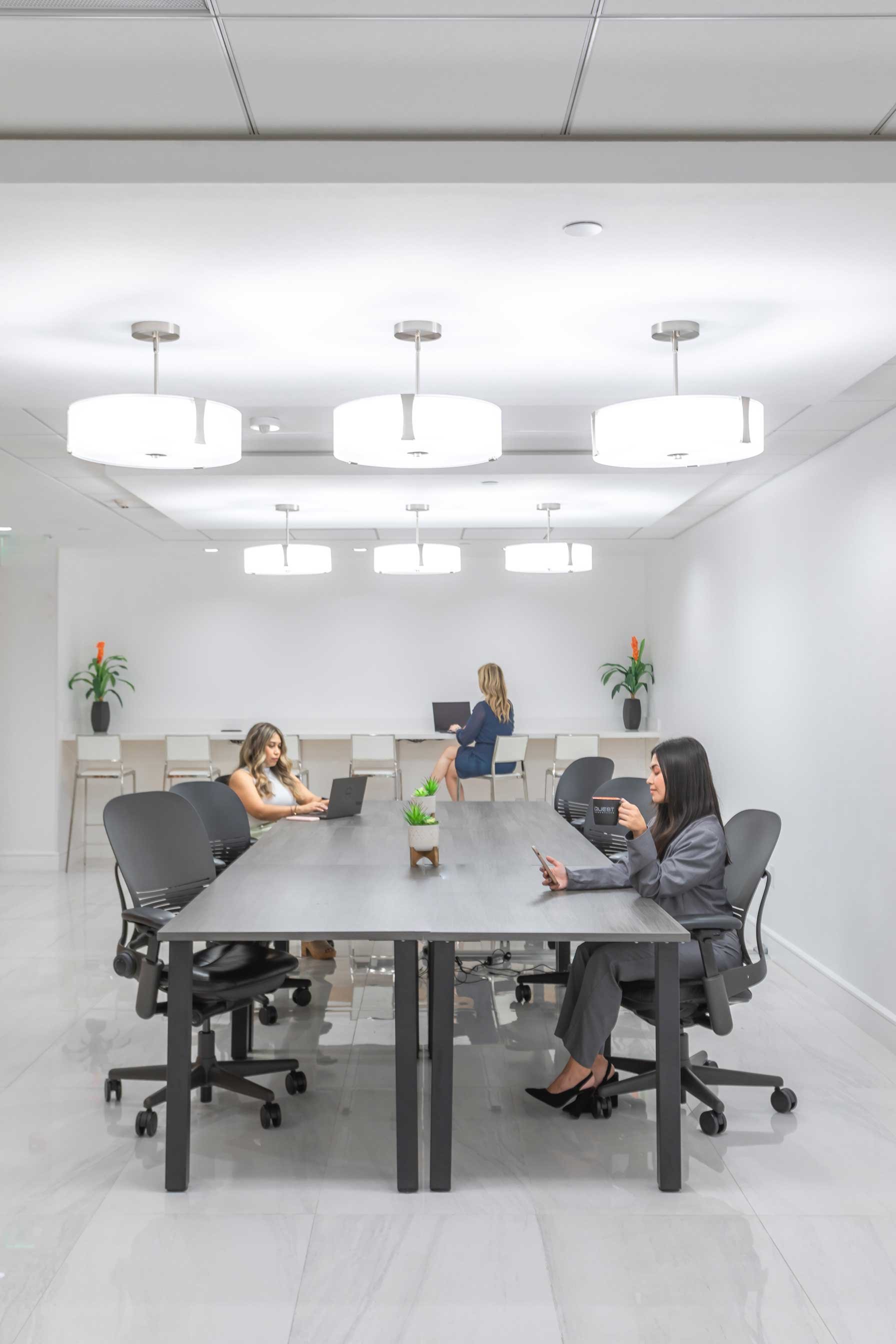 One Biscayne Blvd Suite 3200 | Quest Workspaces
